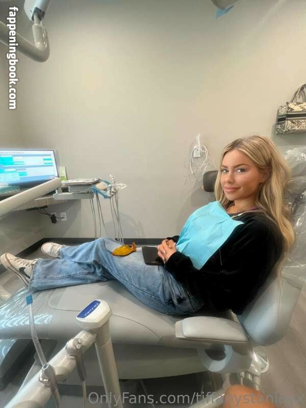 Tiffany Stanley / tiffanystanleyx Nude, OnlyFans Leaks, Fappening - FappeningBook